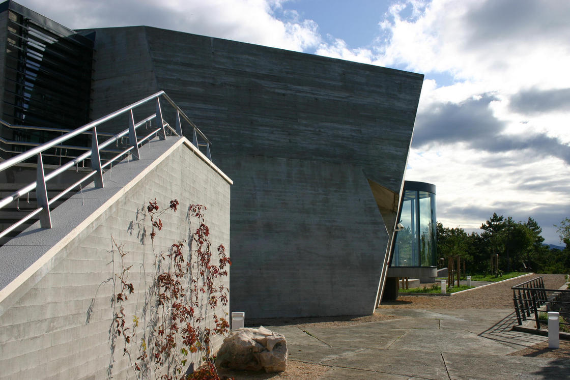 Astronomski centar - Aga d.o.o. :: Arhitektonsko-građevinski atelje, Rijeka