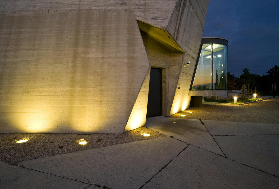 Astronomski centar - Aga d.o.o. :: Arhitektonsko-građevinski atelje, Rijeka